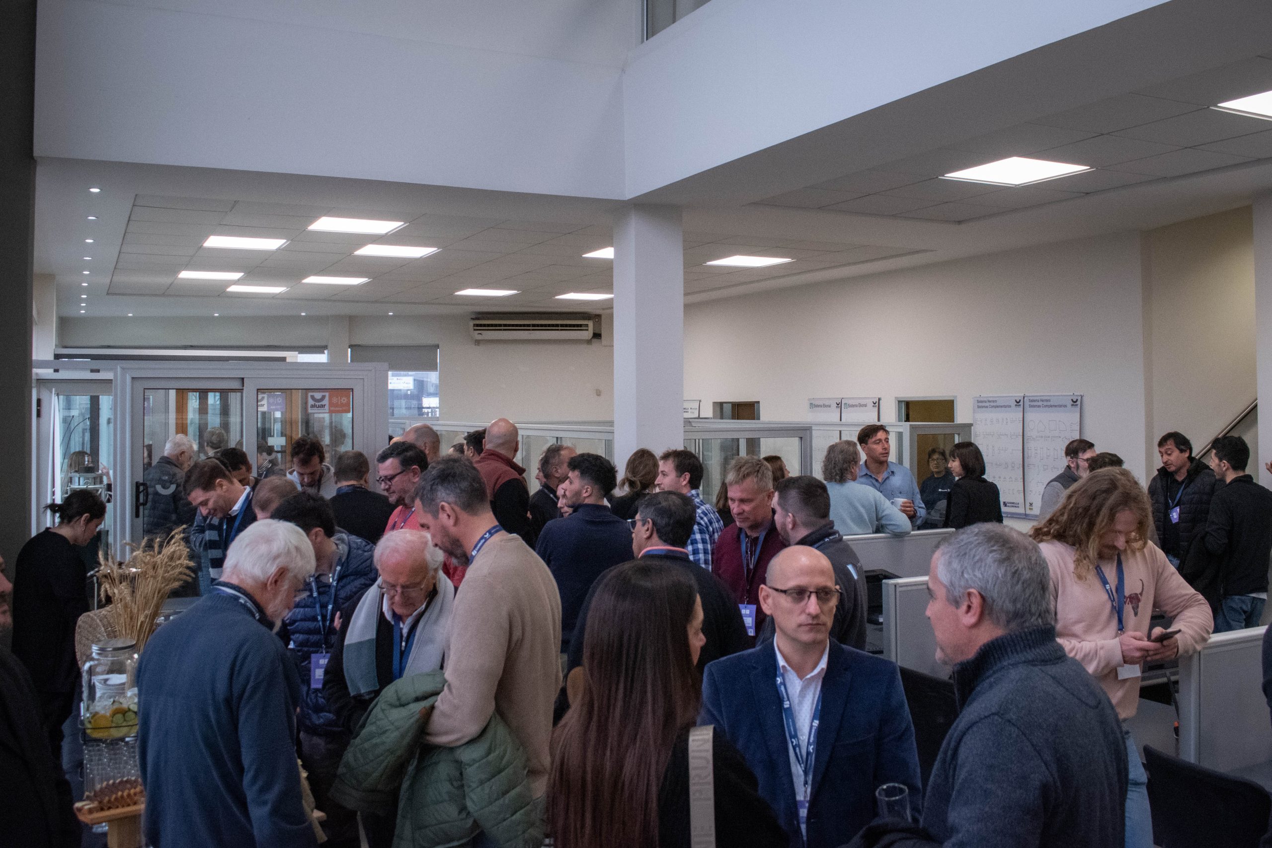 Presentación Técnica de las Líneas A40 Compact y A40 Compact RPT de ...